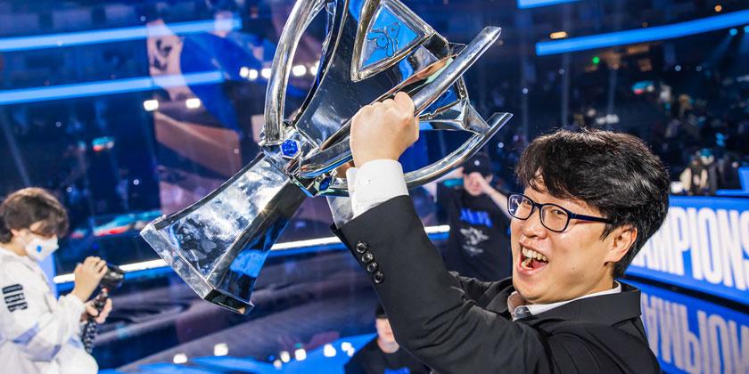 Mercato LoL : coach Ssong, vainqueur des Worlds 2022, fait son retour ...
