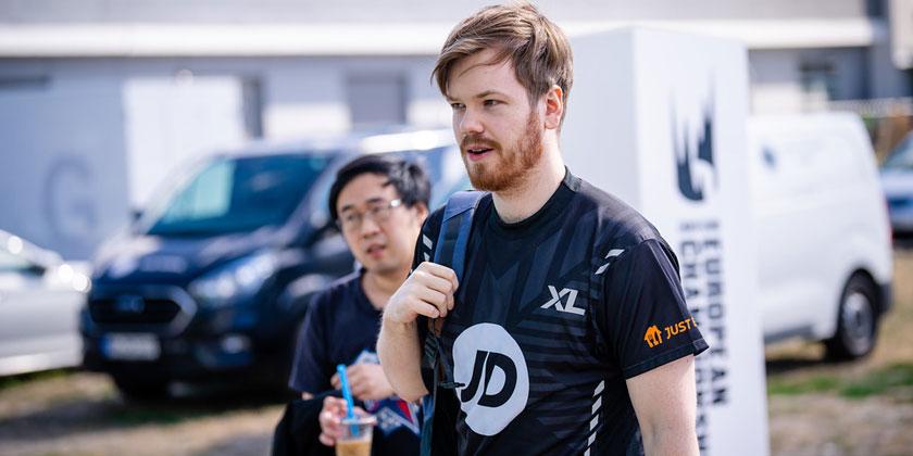 Mercato LoL : Nukeduck rejoint le coaching staff de 100 Thieves comme ...