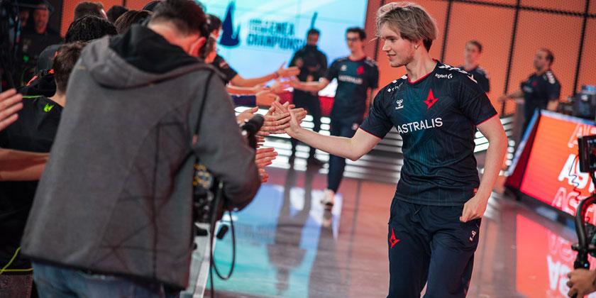 Mercato LoL : Rogue confirme le recrutement de Finn comme nouveau toplaner