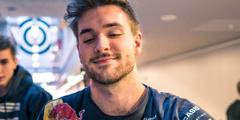 Mercato LoL : Karmine Corp recruterait Apples comme entraineur adjoint ...