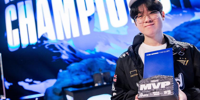 Le MVP de la finale des Worlds 2023 pour Zeus, le toplaner des T1
