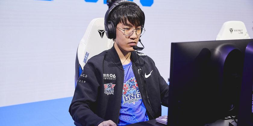 Mercato LoL : Weibo Gaming a recruté Tarzan pour la LPL Summer Split