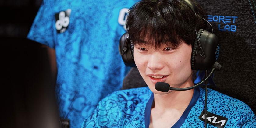 Mercato LoL : Cloud9 officialise le départ de Loki, le midlaner coréen rentre à Séoul pour ...