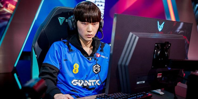 Mercato LoL : GIANTX aurait refusé les offres de Fnatic pour Jun